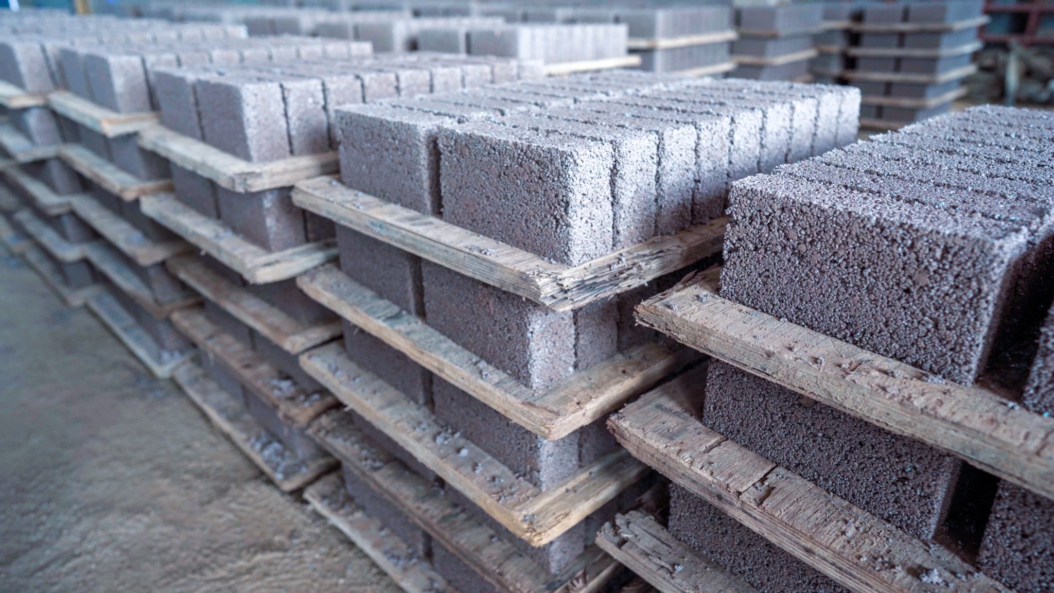 Harita Nickel Ubah Sisa Pengolahan Nikel Jadi Batu Bata Berkualitas ...